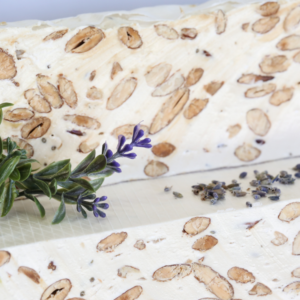 Vente en ligne de nougat artisanal, provençal et traditionnel - Laurmar